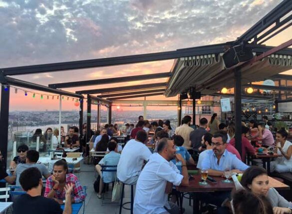 35 Meilleurs Bars à Istanbul pour Boire un Verre (2025)